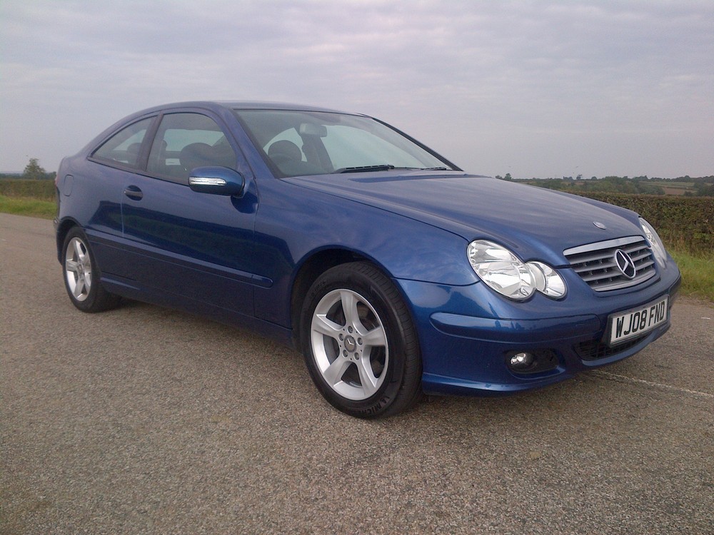 2008 08 Mercedes C220 CDi SE - Pearl Blue - James Agger Autosport