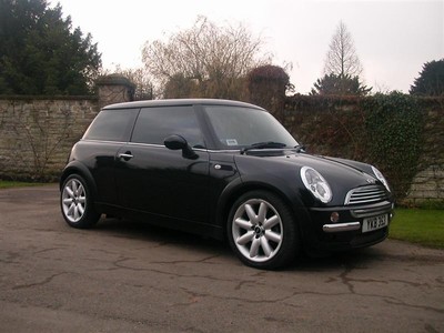 Mini Cooper 1.6 52 Reg,Cosmos Black Metallic - Chilli/Pack - James ...