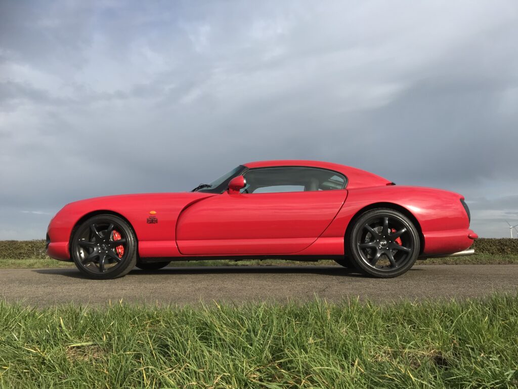 Release the beast - TVR Cerbera V8 - James Agger Autosport