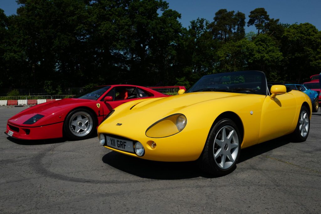 Giallofly Yellow TVR Griffith SE Incoming - James Agger Autosport