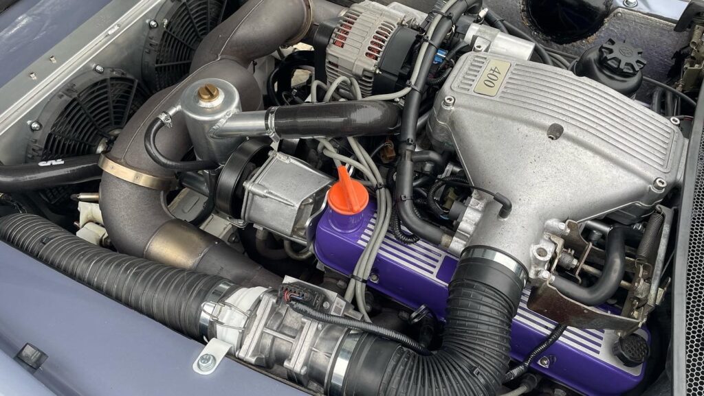 Pipeart on a TVR - James Agger Autosport