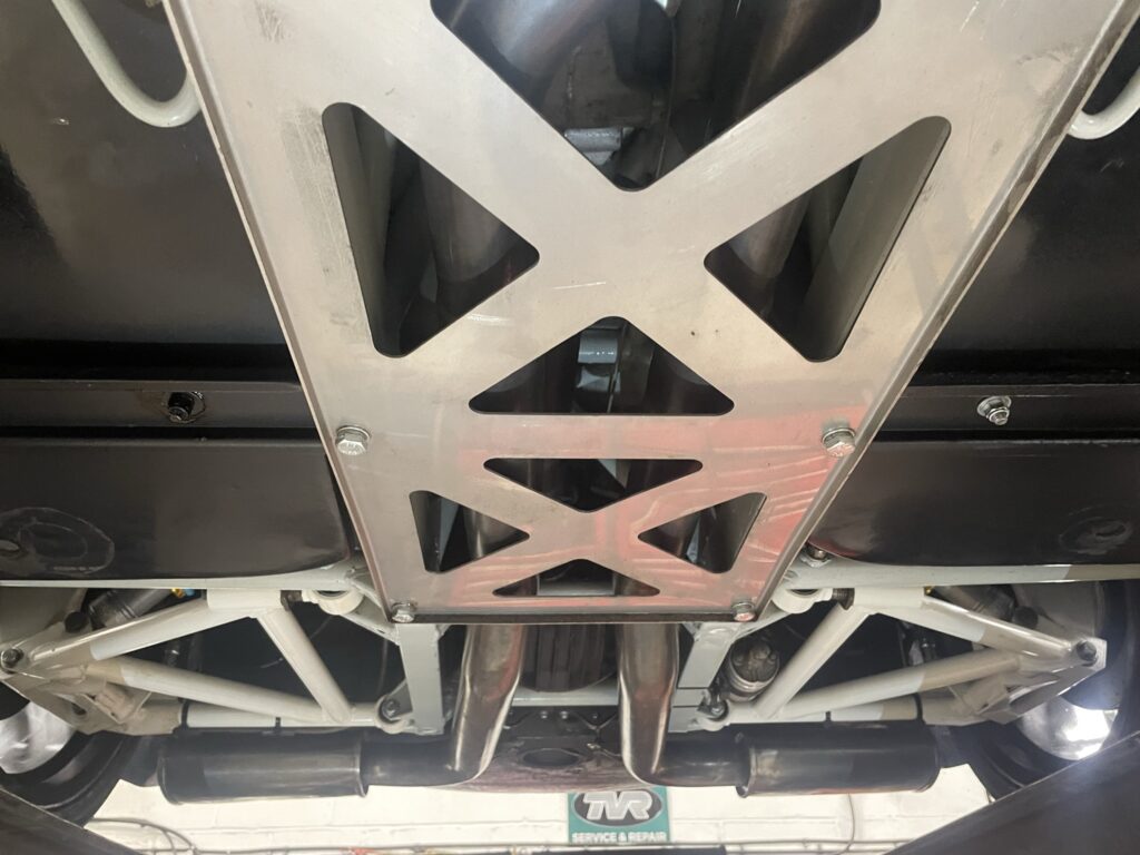 TVR Tuscan S - Chassis/Engine Pictures - what you are getting for £ ...